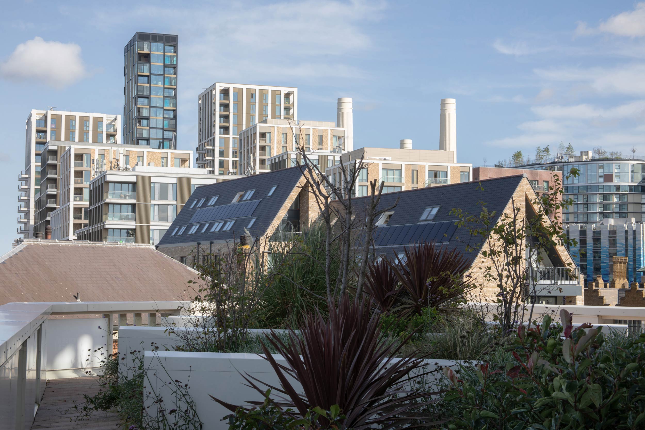 Mansbridge House - Welcome to renting as it should be at Mansbridge House.